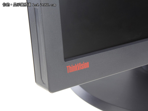 低调外表强悍性能 联想24寸显示器评测-显示器专区